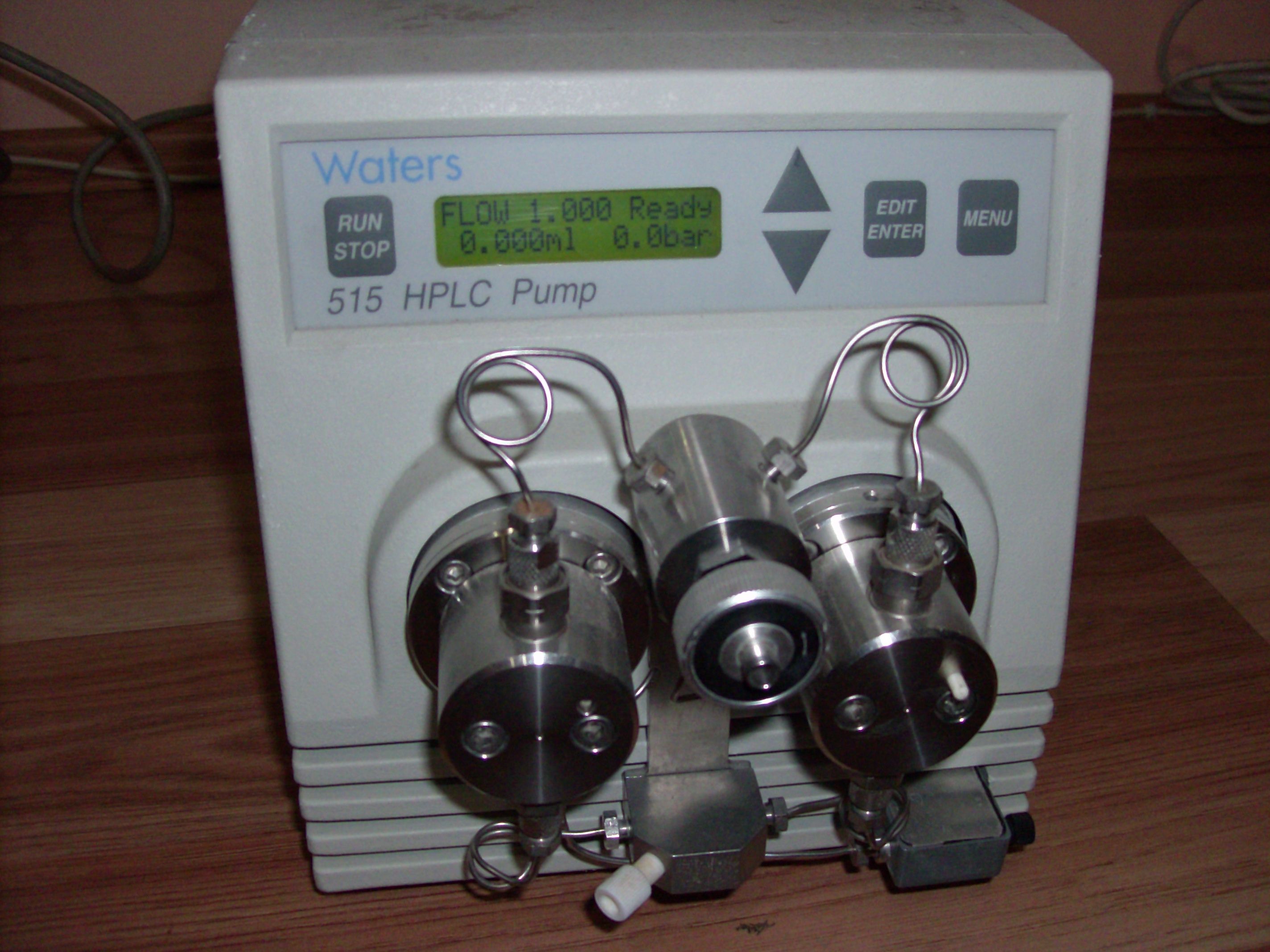 Waters 515 HPLC Pompası - labmarket.com.tr